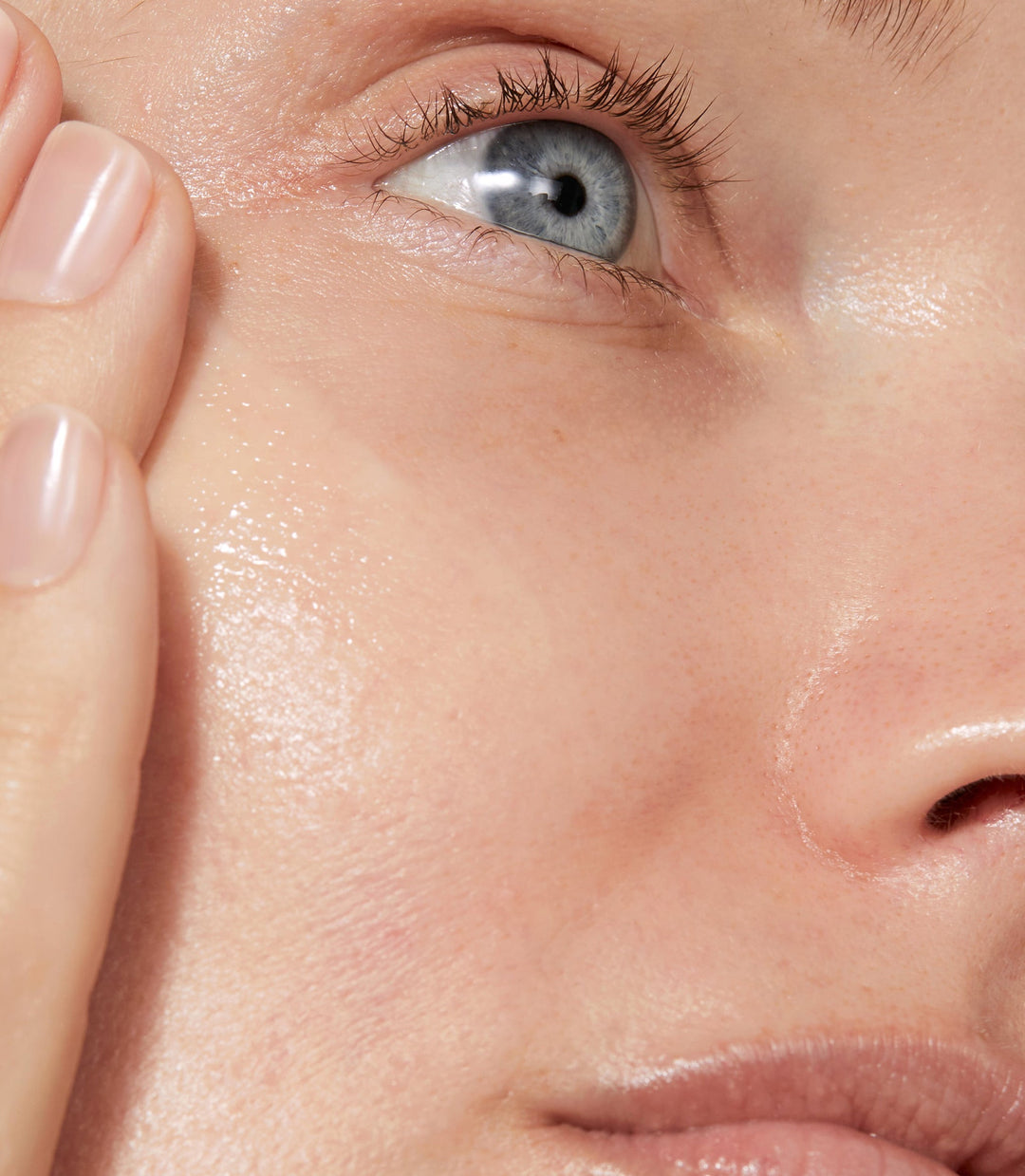 Introducing the Omorovicza Elixir: One Transformative Serum, Ten Prove